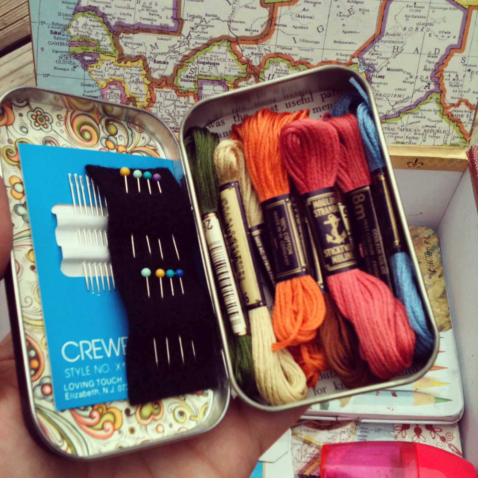 Beehive Art Salon: Creativity Box